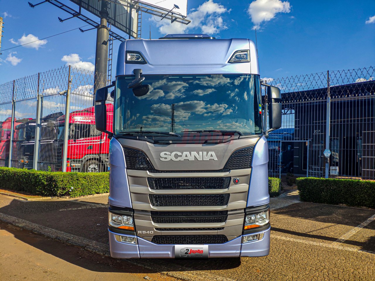 SCANIA R 540 – 2 Japão Caminhões e Carretas