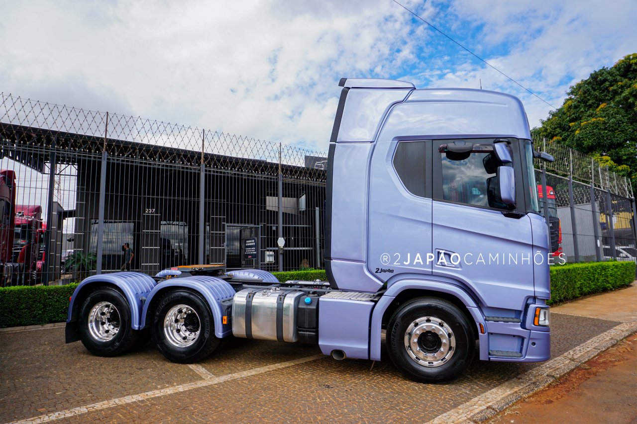 SCANIA R 540 – 2 Japão Caminhões e Carretas
