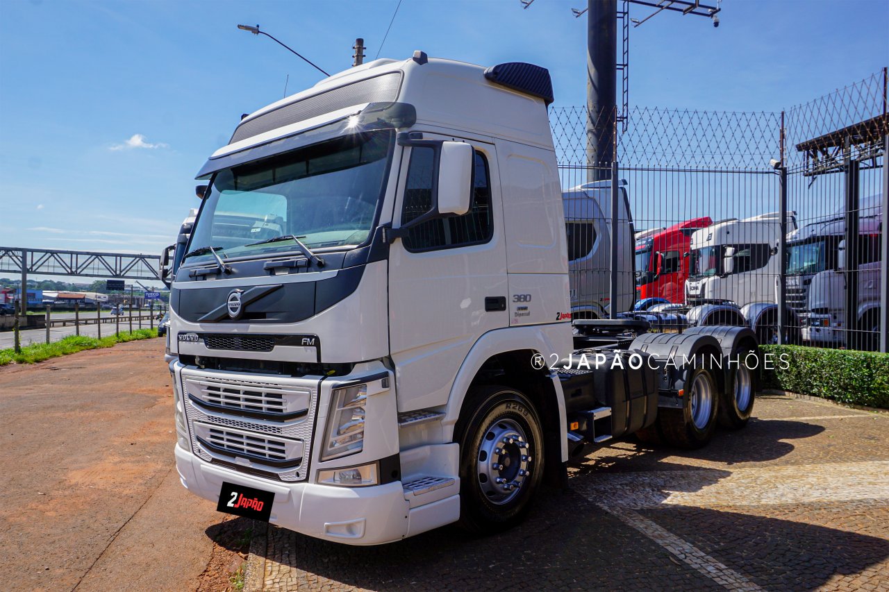 VOLVO FM 380 – 2 Japão Caminhões e Carretas