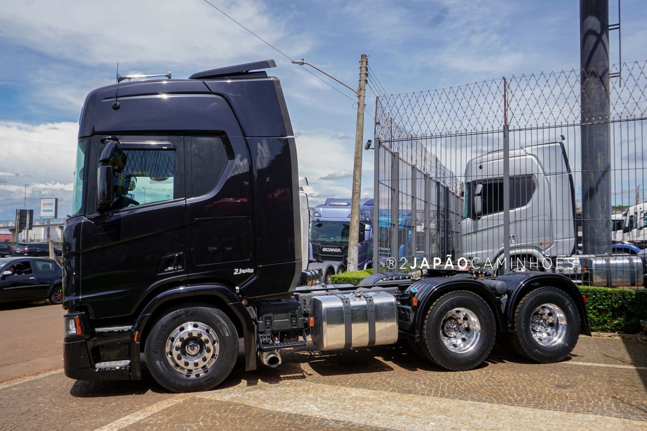 SCANIA R 540 – 2 Japão Caminhões e Carretas