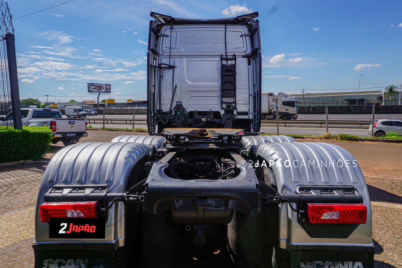 SCANIA R 540 – 2 Japão Caminhões e Carretas