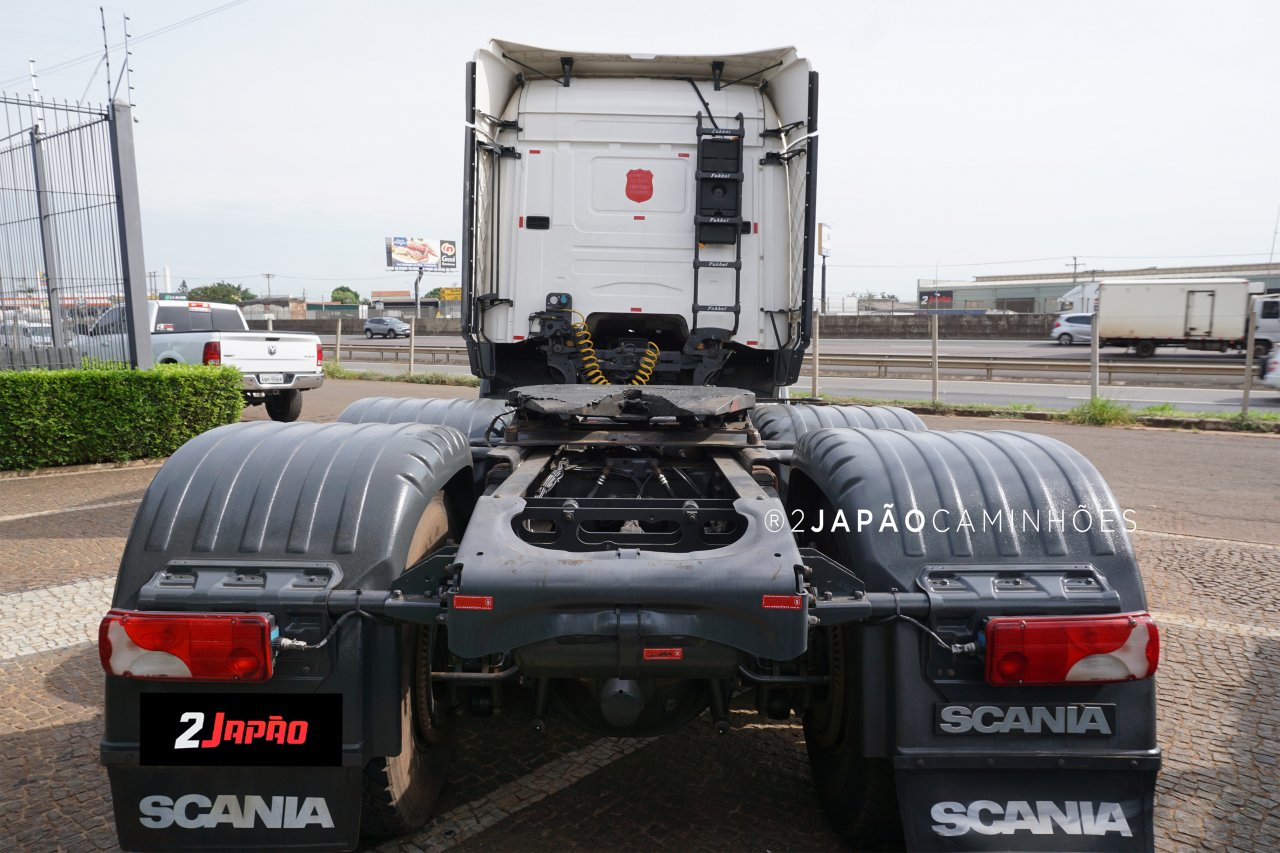 SCANIA R 440 – 2 Japão Caminhões e Carretas